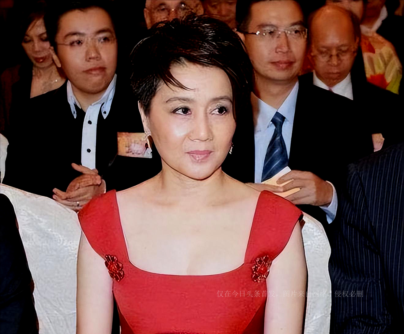 How awesome is Liang Anqi, the gambling king's wife? She helped Chen ...