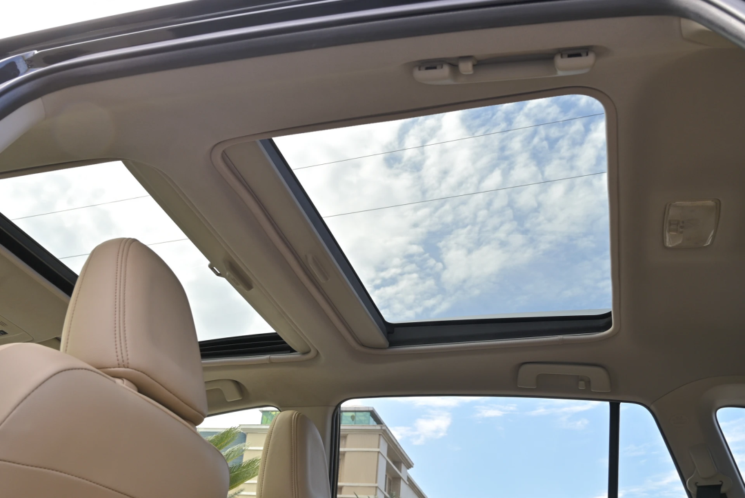 Second-hand Toyota RAV4: 100,000 yuan to buy a Japanese four-wheel ...