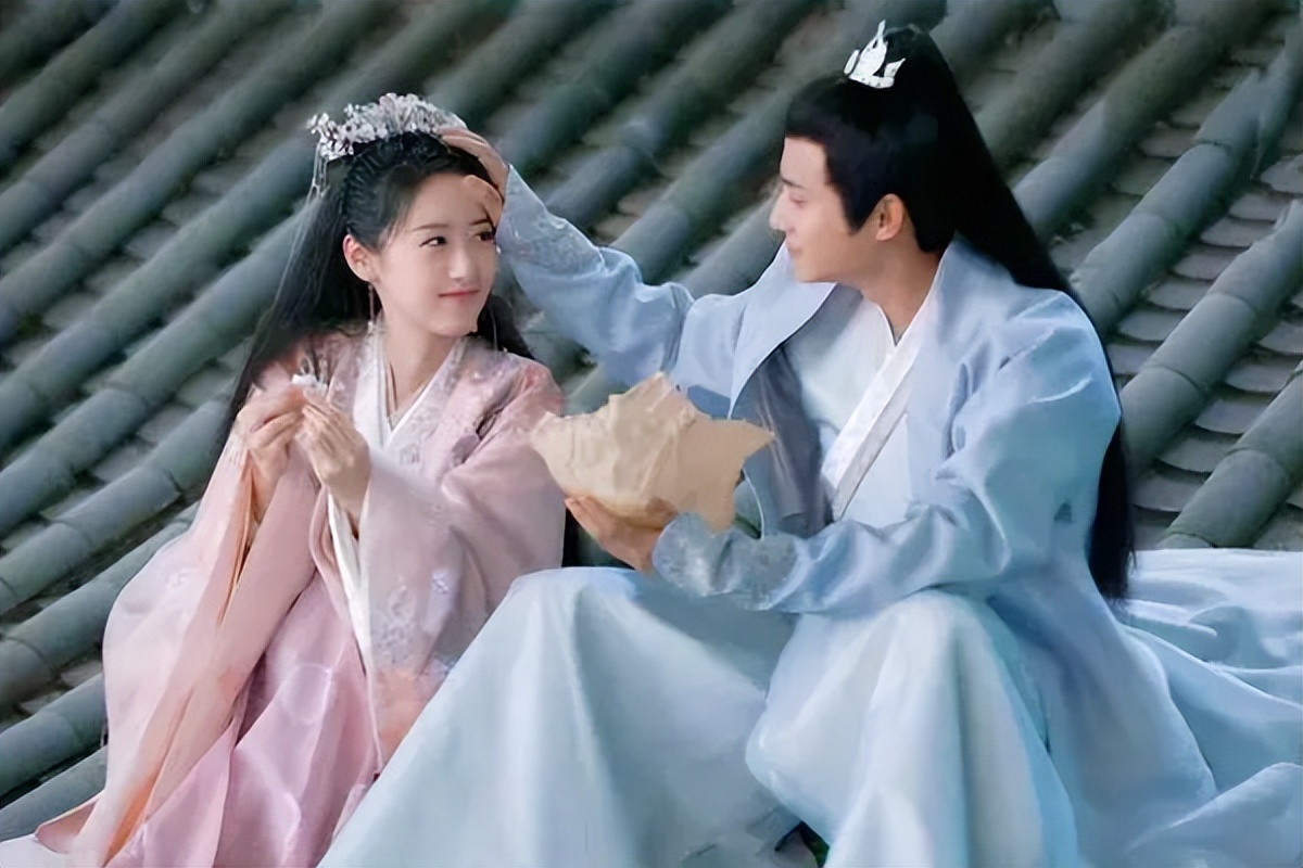 "Hello", the heroine chased after the hero, Zheng Yecheng performed ...