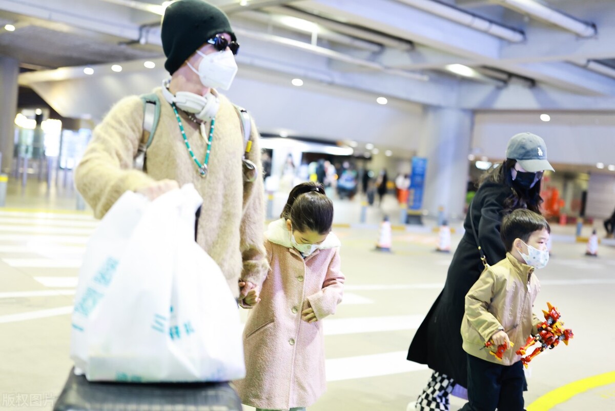 Wang Yuexin's ex-wife Wu Yating denies taking 7-figure child support ...