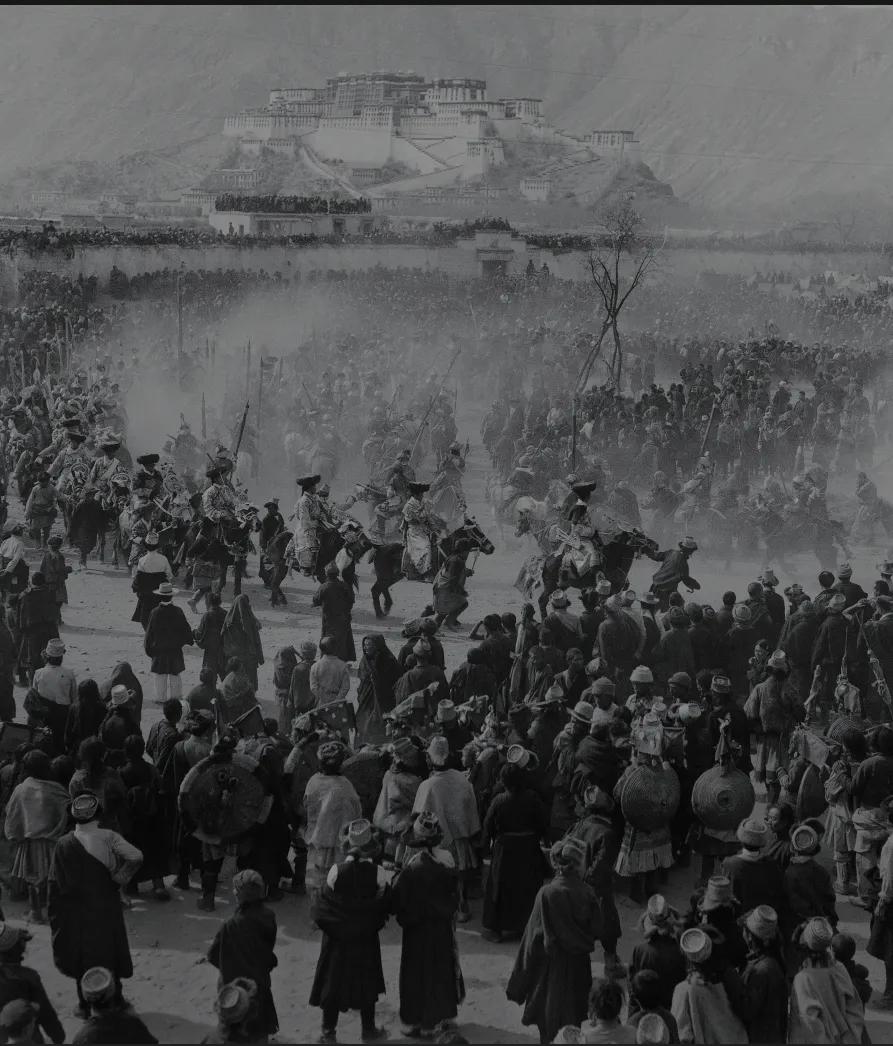 Huang Jianpeng: [Flowing Scrolls of the Potala Palace——The Potala ...