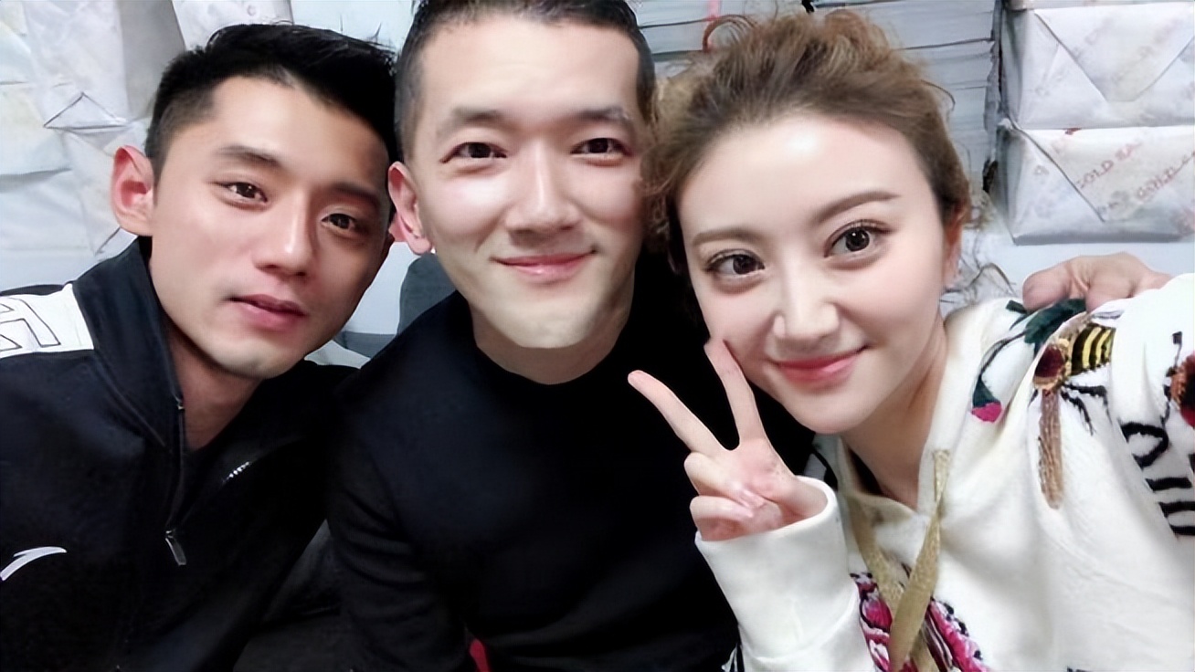 Li Weiao apologized to Jing Tian, Zhang Jike's debts and the incident of spreading Jing Tian's ...