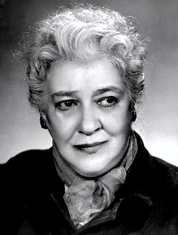 351. Famous theater and film actors in the Soviet period - iMedia