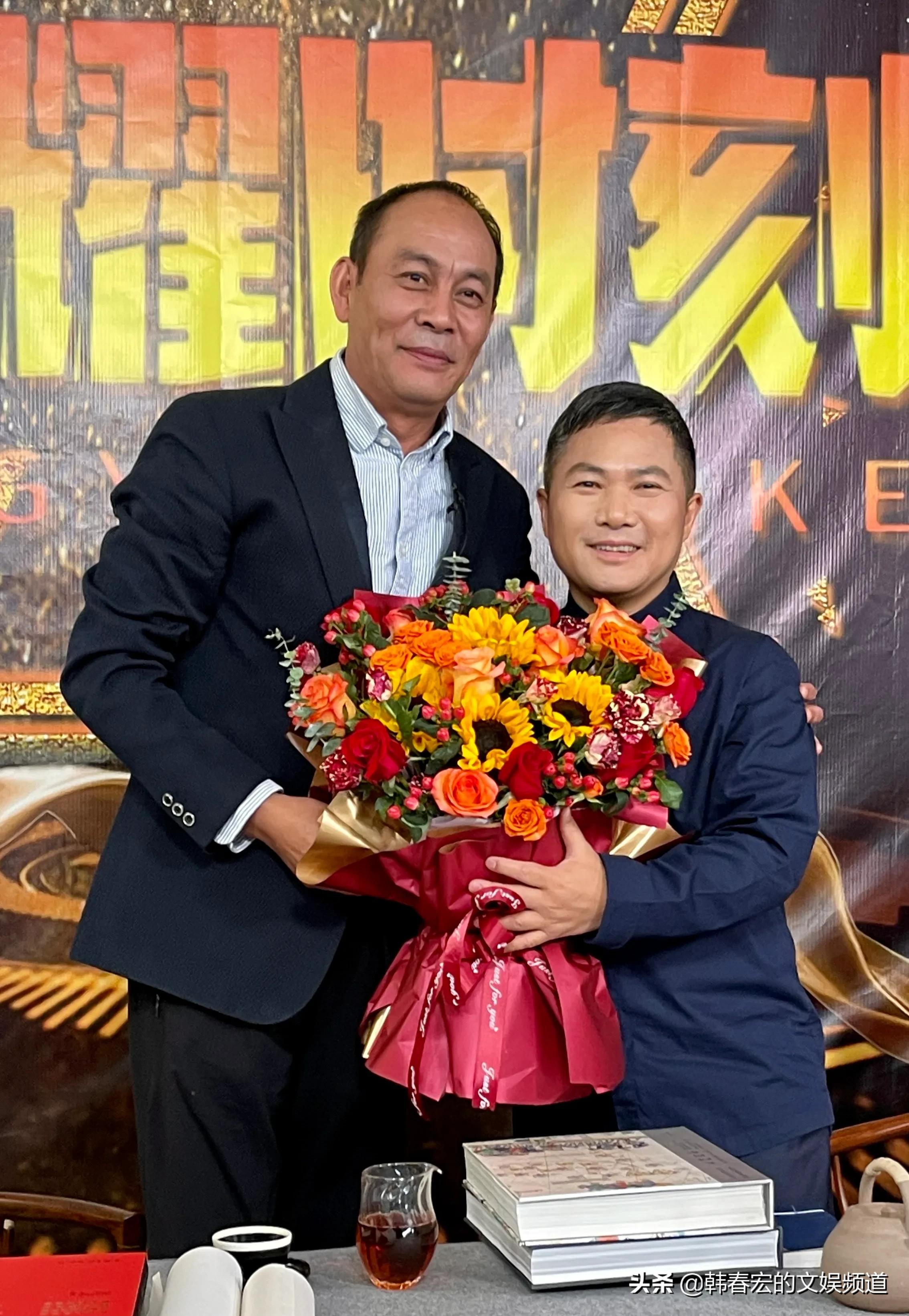 Famous film and television performance artist Zhang Guangbei interviews ...