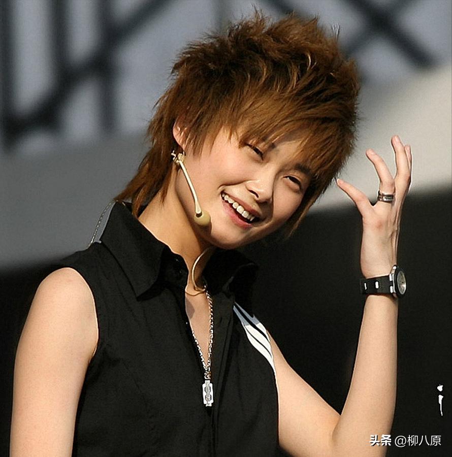 This time, Li Yuchun, whose "fig leaf" was torn off, "taught a good ...