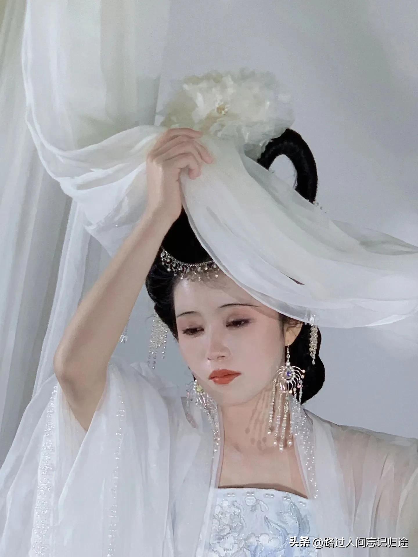 Was Yang Guifei hanged to death in Mawei post? - iMedia