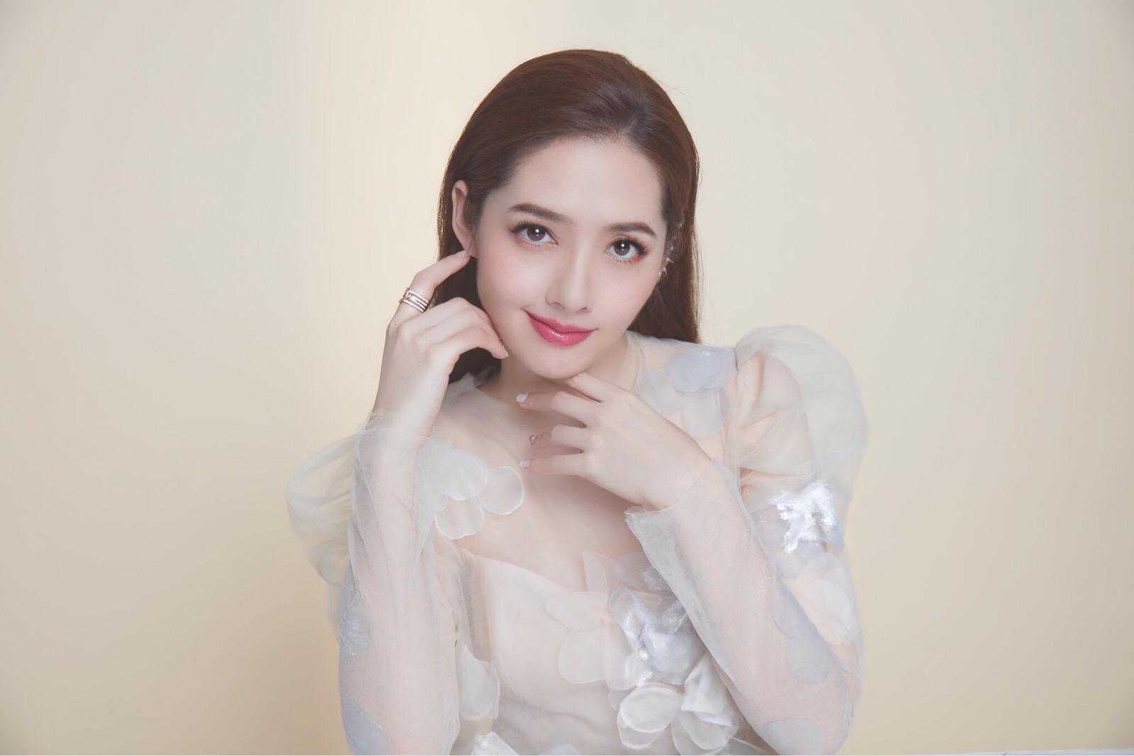 Entertainment broke the news: Yang Ying, Song Zuer, Liu Haocun, Jike Junyi, Li Yitong, Guo ...