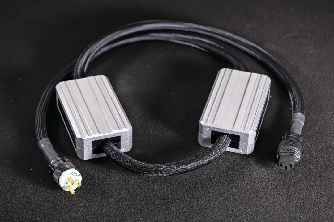 MIT reference series flagship power cord Oracle Z-Cord Reference FP ...