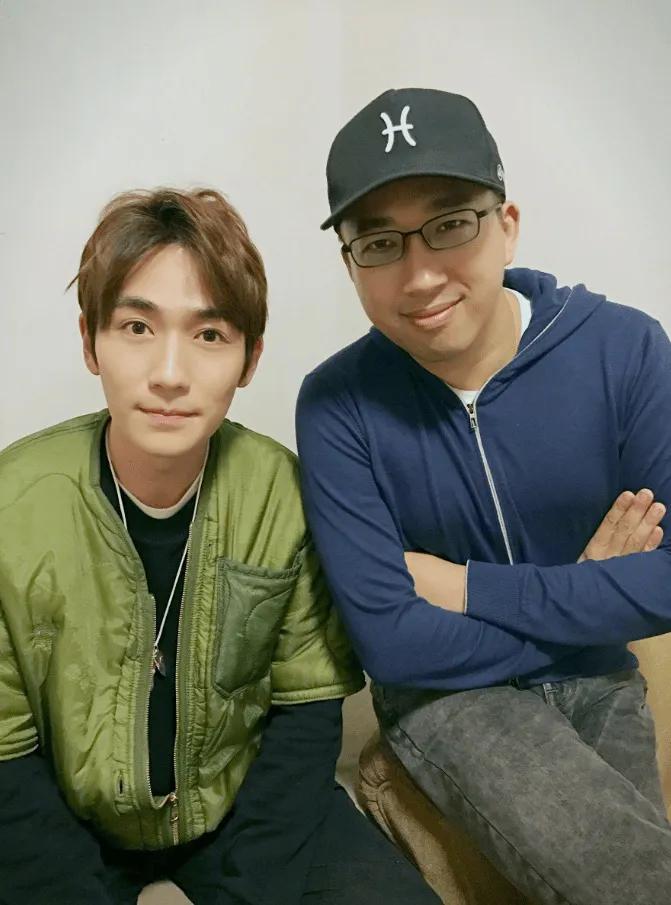 Yu Zheng and his family-like friends Zhao Liying, Zhu Yilong, Chen Xiao, Yang Mi, Xu Kai - iMedia