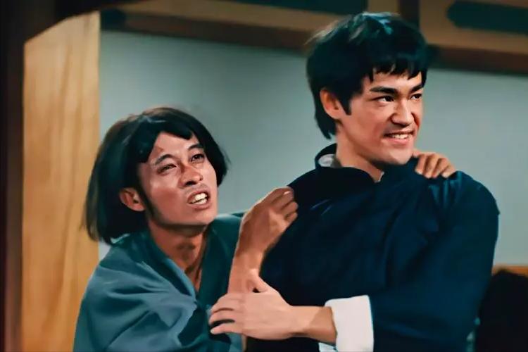 She used to be Gong Li's double, but because of "Parents' Love", she ...