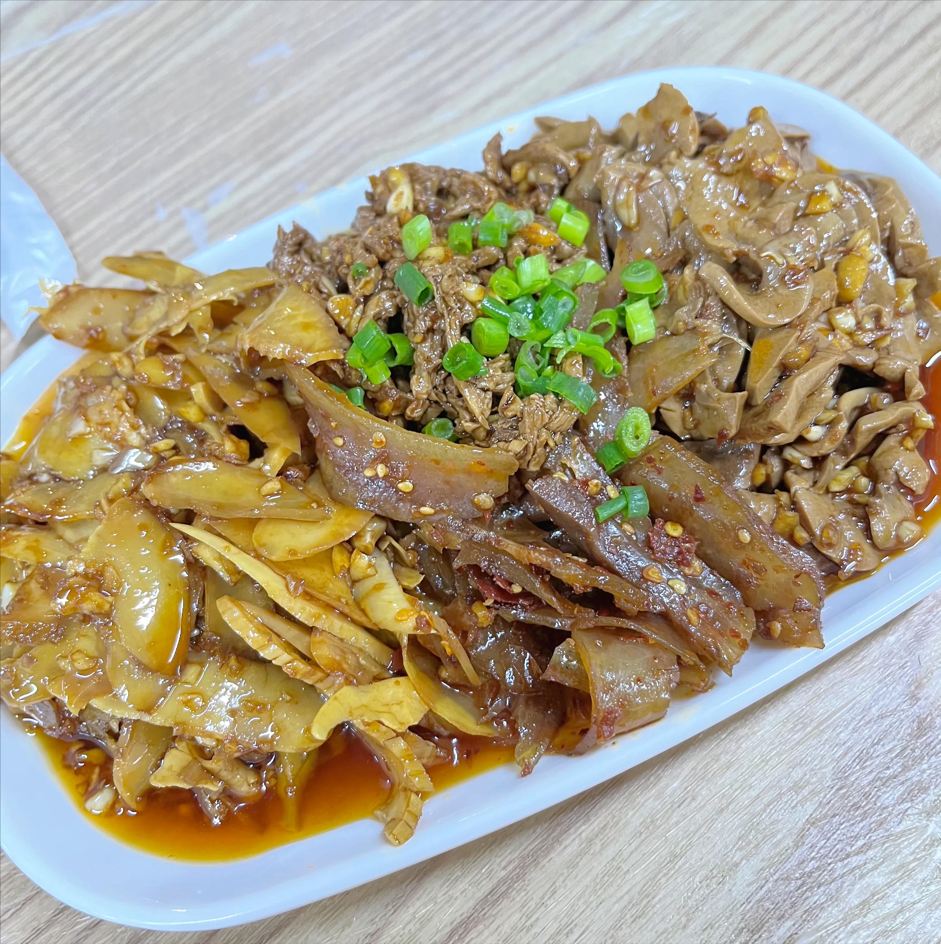 Wuhan Food: Popular Food at Baibuting on Erqi Road—Halal Shuangbao Beef ...