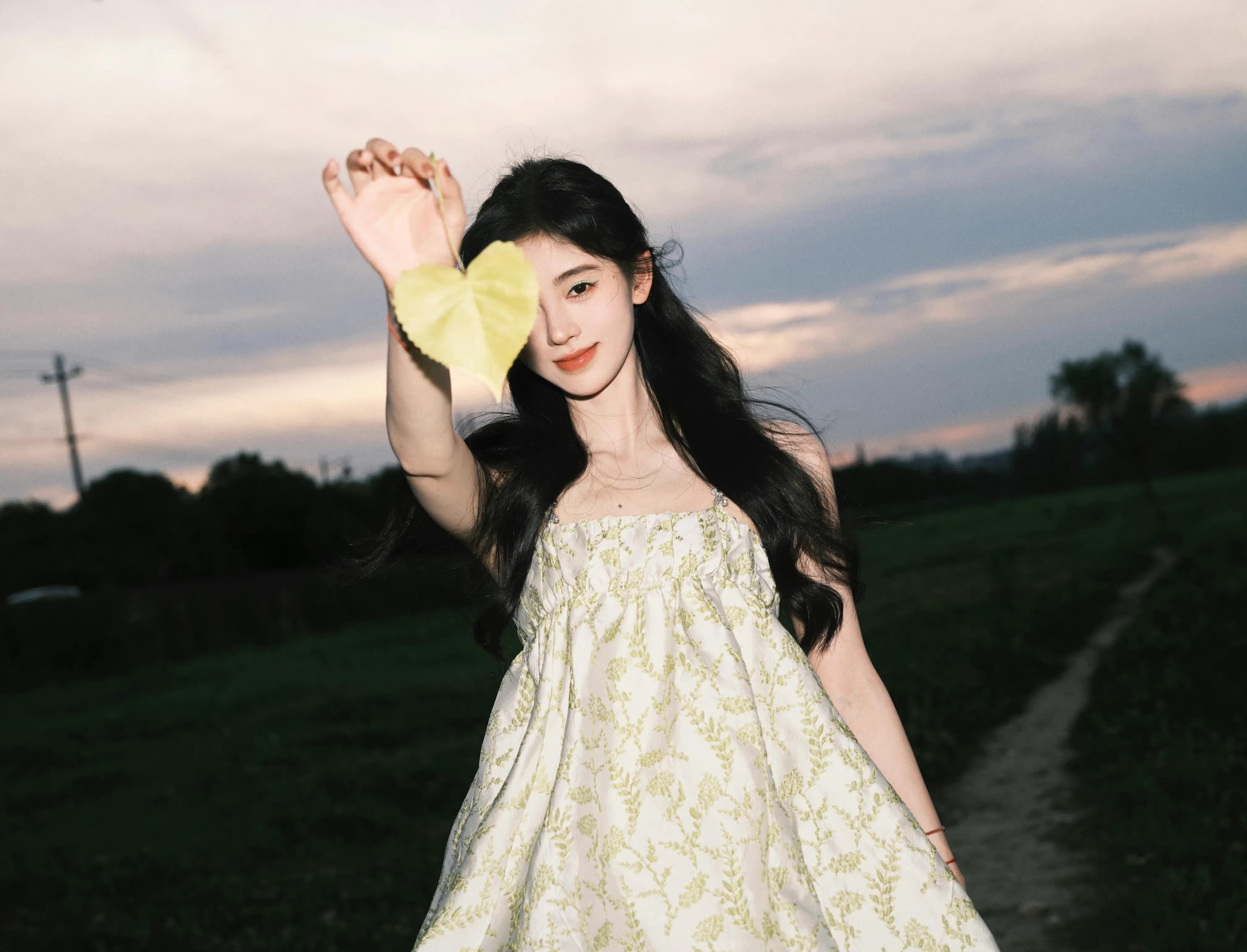 Ju Jingyi's beautiful pictures are shared, the most beautiful little Ju ...