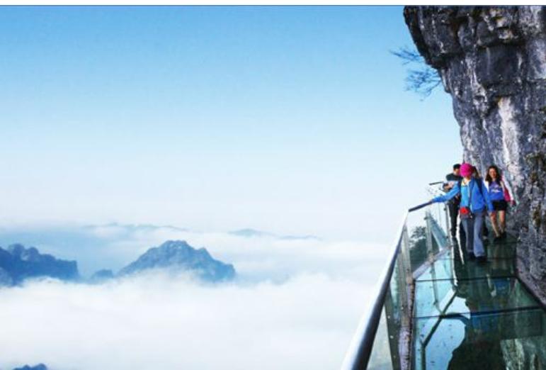 These bridges are too scary, if you are a little careless, you will go ...