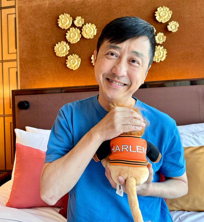 61-year-old Yu Chengqing's recent photos were exposed, and the selfie ...