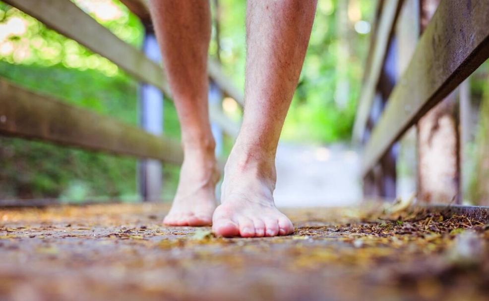 Middle-aged and elderly people have pain in the soles of their feet ...