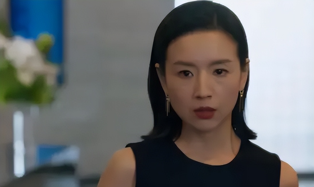 Only when 48-year-old Zhou Xun and 43-year-old Dong Jie were in the ...