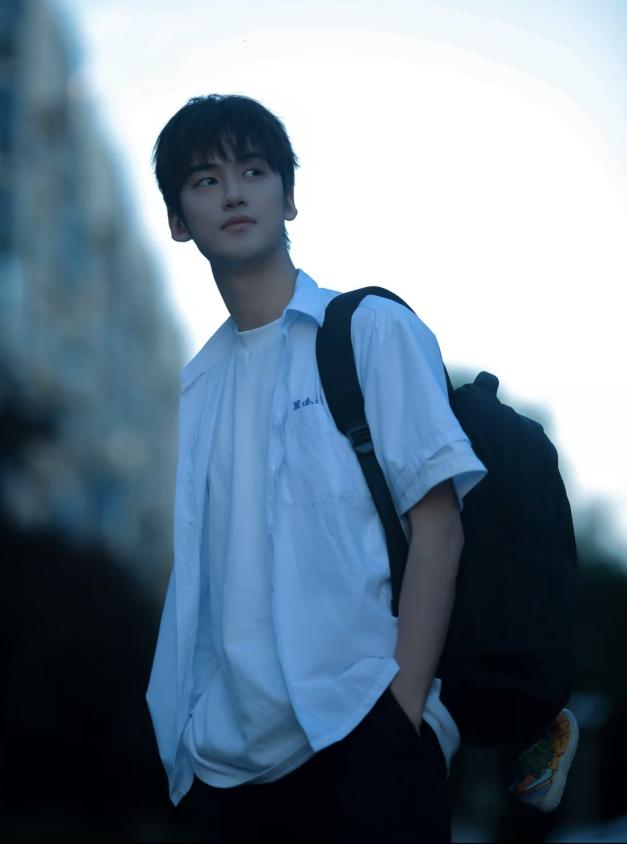 3 celebrities died of illness in 1 day! The youngest Liu Feng is only ...