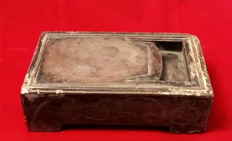 The Duan inkstone of the Song Dynasty is one of the four famous ...