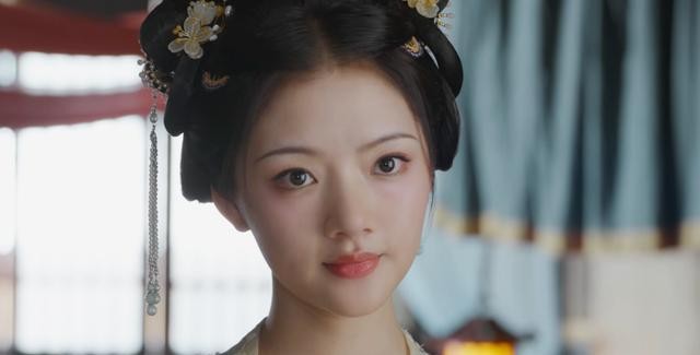 Splendid Peace: It was not until the fifth girl climbed onto Lu Jiaxue ...