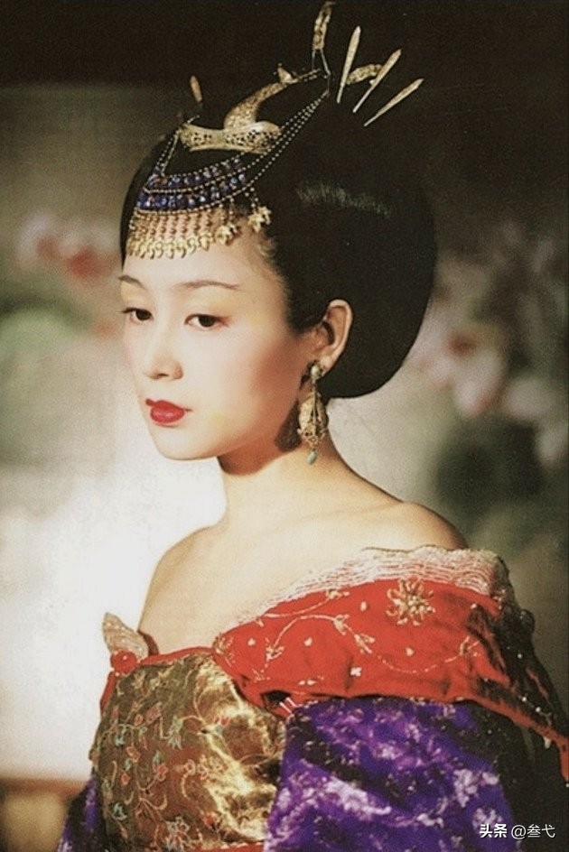 How amazing was Chen Hong when he was young - iNEWS