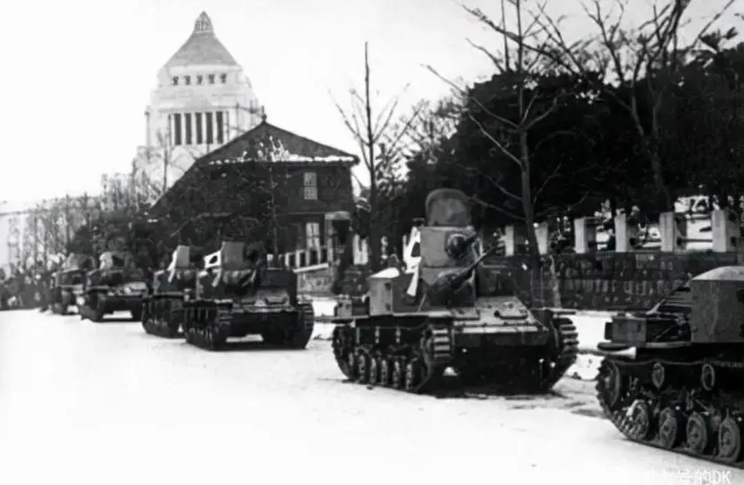 Ten Years of Frenzy - The Road to Japanese Fascism in the Early Years ...