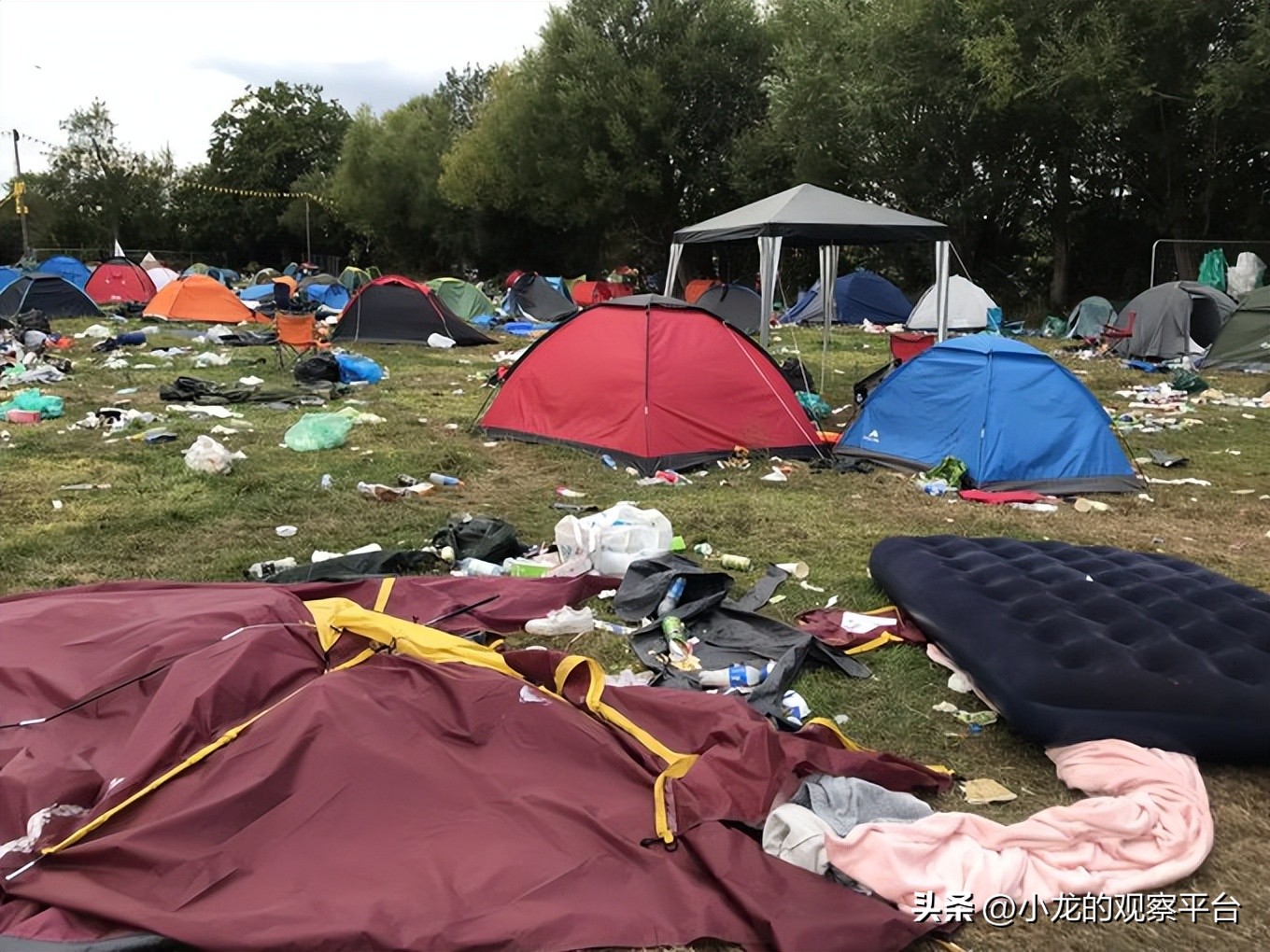 On the last day of the Reading and Leeds Festival, several tents were ...