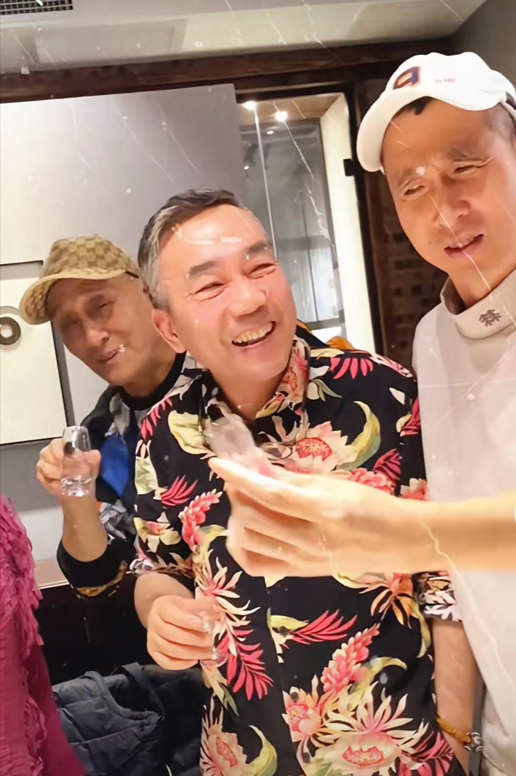 Director Han Zhao connoted Li Liqun and suggested that he take his son ...