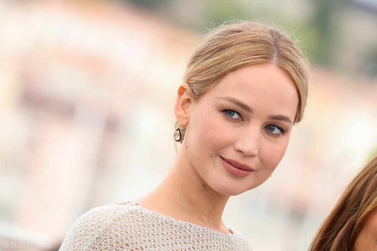 Shaner Film Festival "Bread and Roses" Photocall (Jennifer Lawrence ...