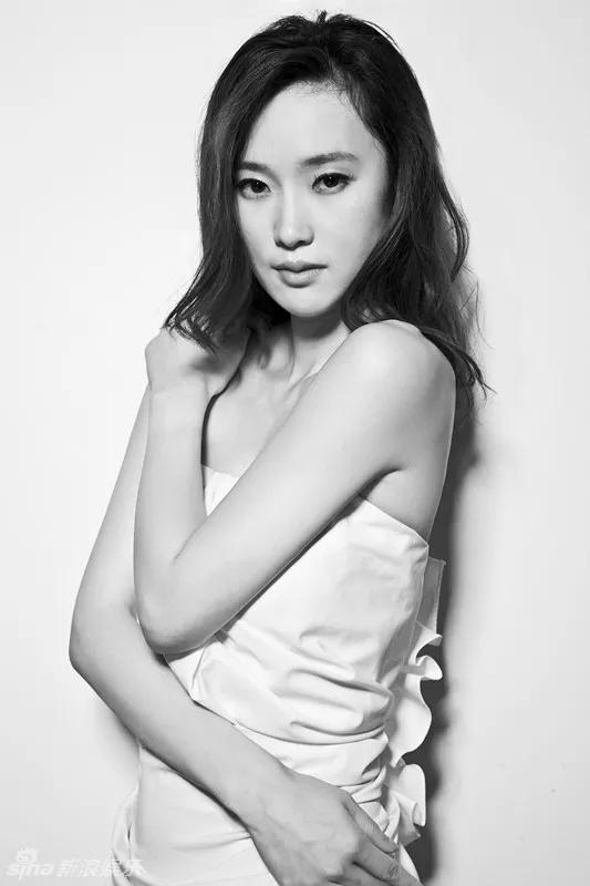 Qu Yue's beautiful picture - iNEWS