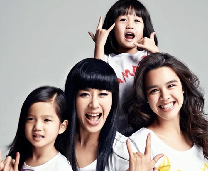 Zhong Liti's eldest daughter wears a bikini to show off her good figure, she is full of ...