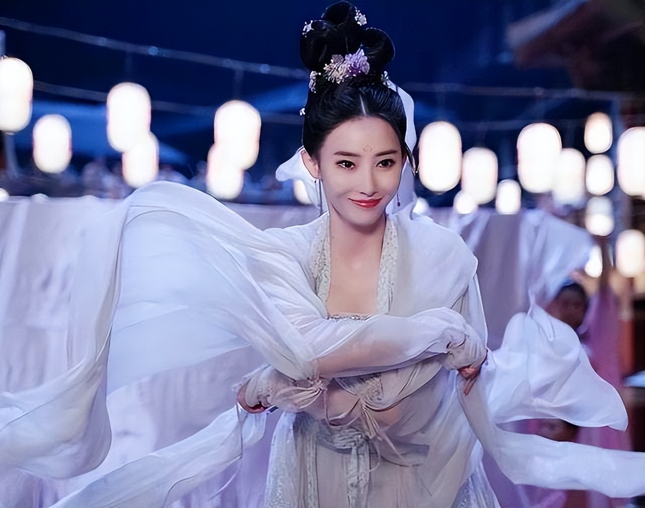 Also playing the role of Oiran lady, Xu Lingyue, Zhang Li, Hu Dandan ...