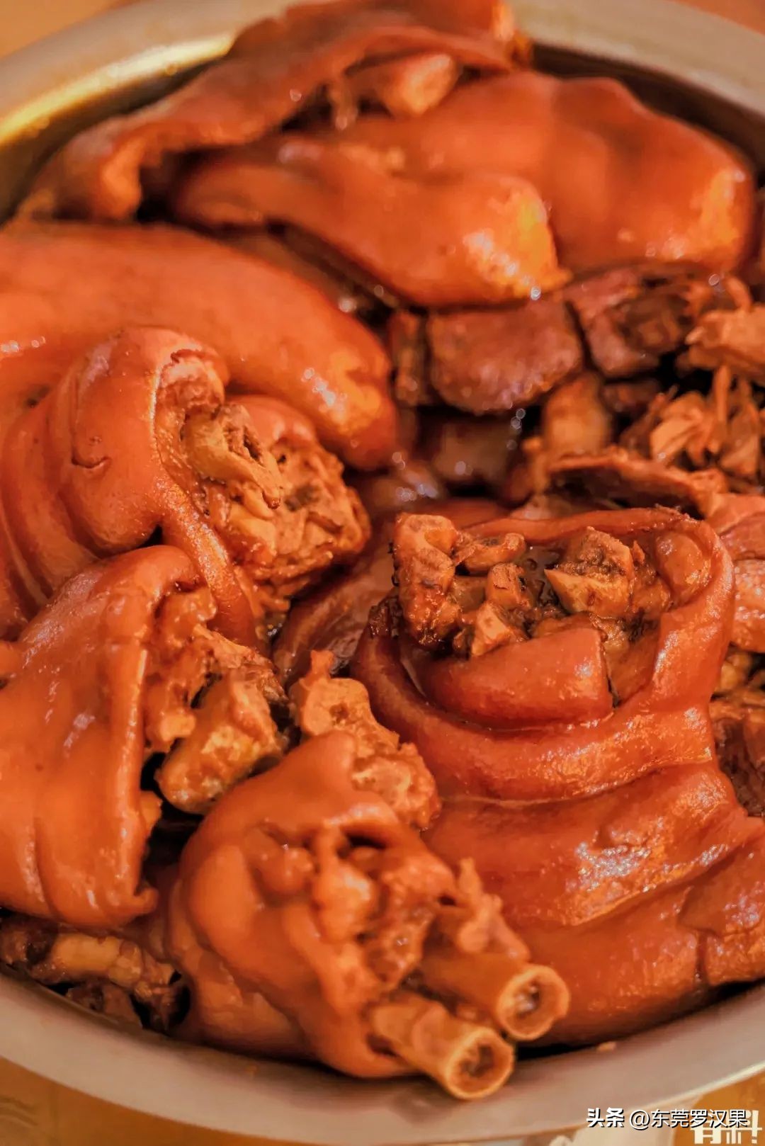 Longjiang Pork Knuckle Rice - iNEWS