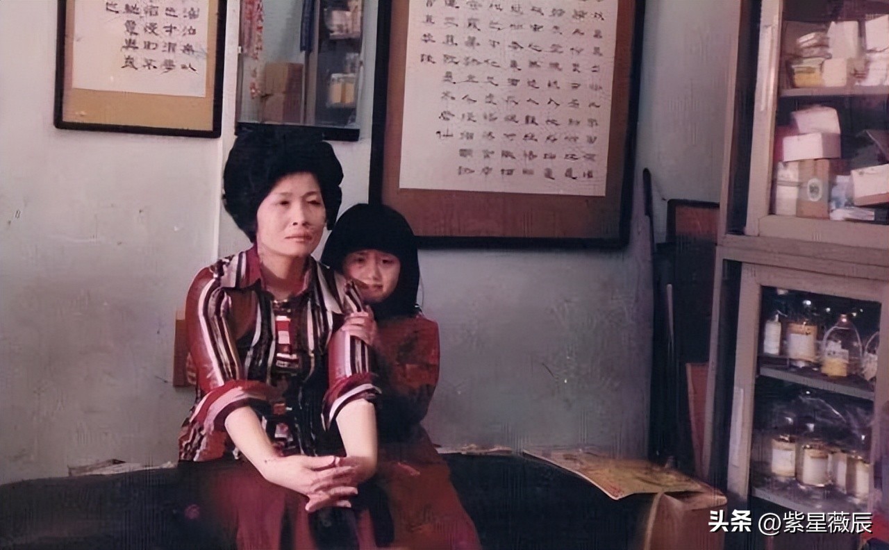 In 2004, Meng Tingwei, who almost became a monk, married his classmate ...