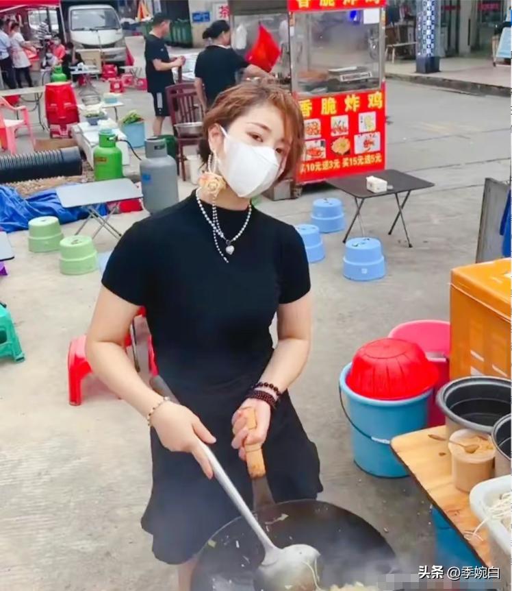 "Sister Fried Powder" dresses sexy, causing controversy, and the ...