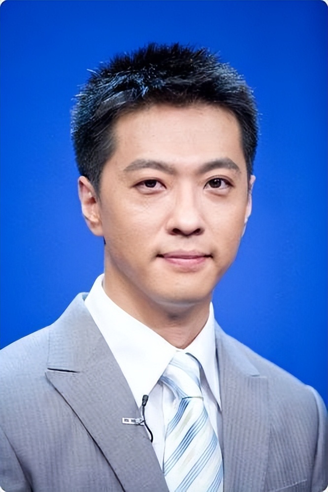 Famous CCTV anchor Gu Guoning: After his father died of illness, he ...