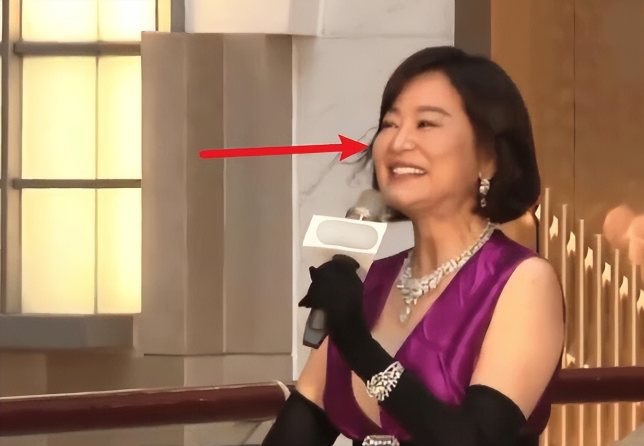 Brigitte Lin had plastic surgery?Attending the event, the face is stiff ...