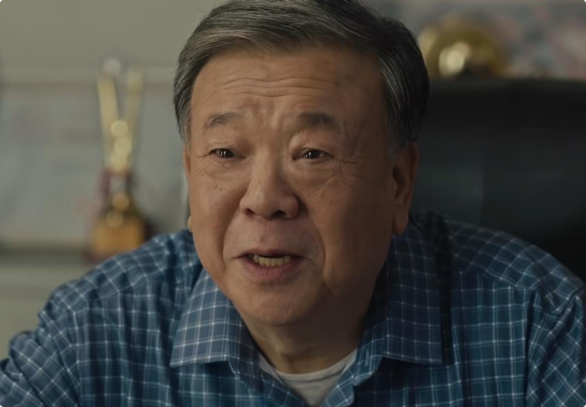 "The Day of Chasing Light" tells us that when the supporting role is ...