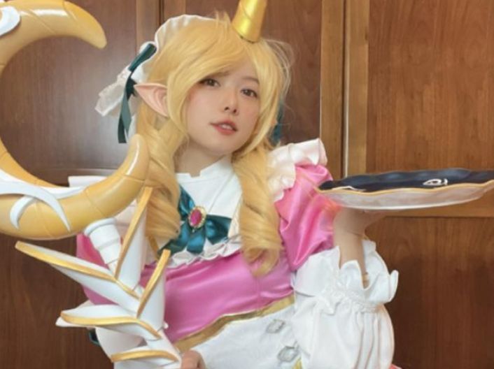 LPL's first beauty anchor Luo Xin wants to change career?Don't play LOL ...