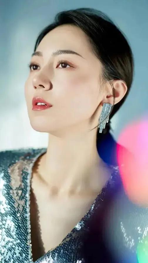 The goddess Chen Duling is pretty, or the beauty Huang Mengying is ...