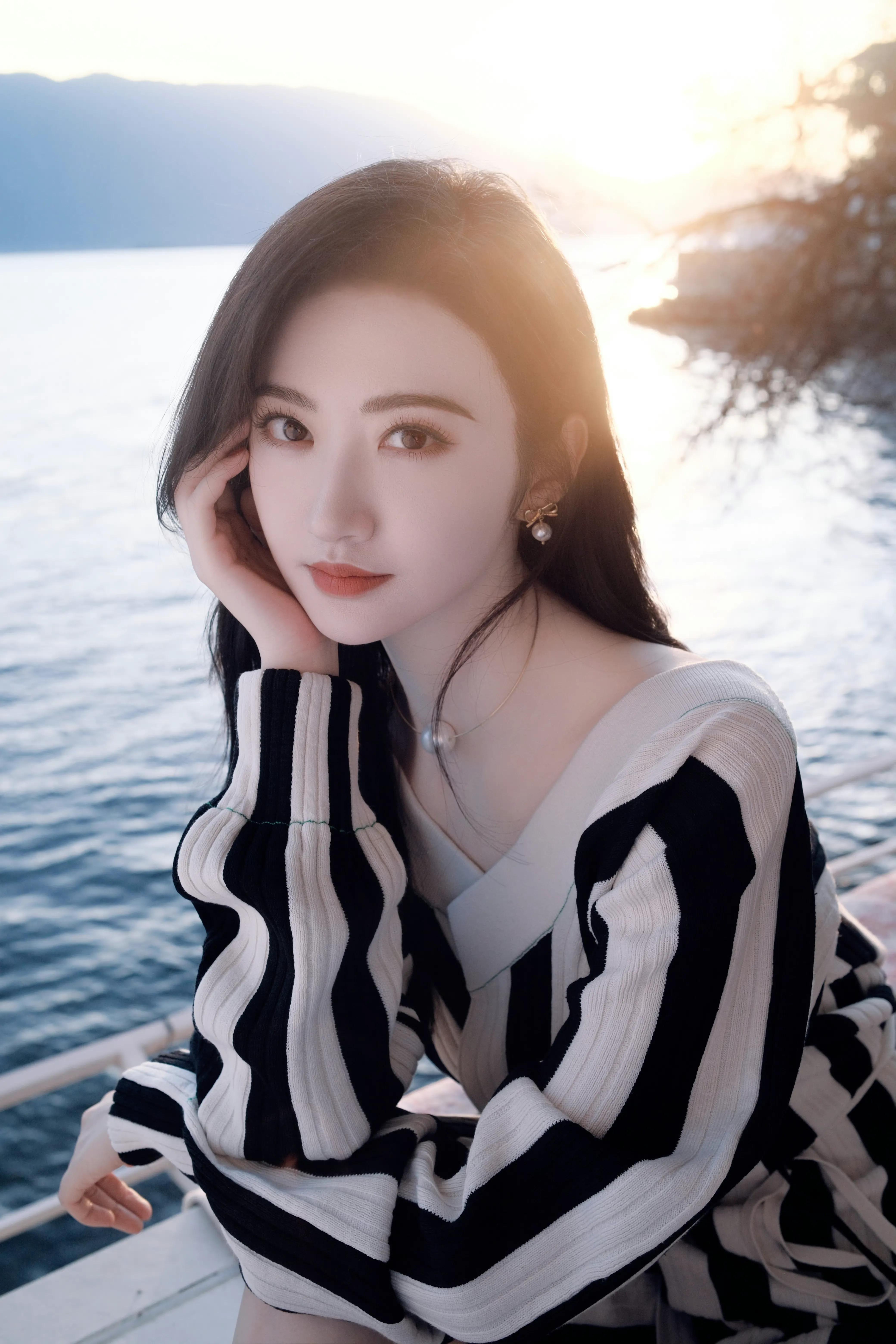 Jing Tian - iNEWS