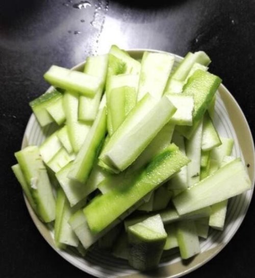 How to make loofah soup? - iNEWS