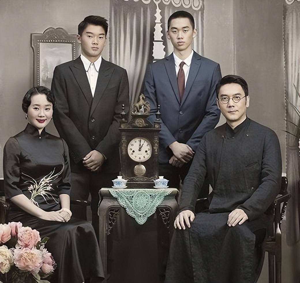 Lin Yilun's son stays in the United States!Lingering with foreign ...