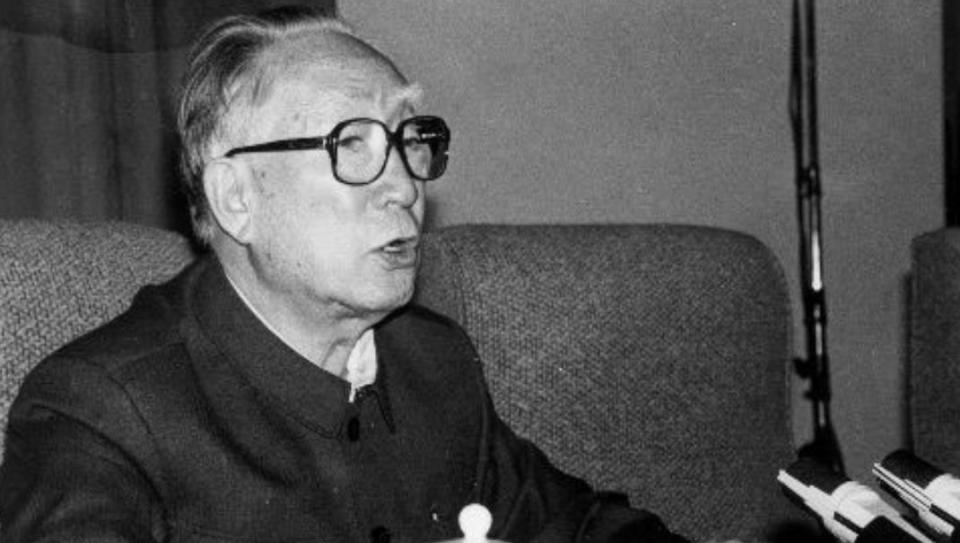 Chen Yonggui opposed Bo Yibo's comeback and warned him face to face. Bo ...