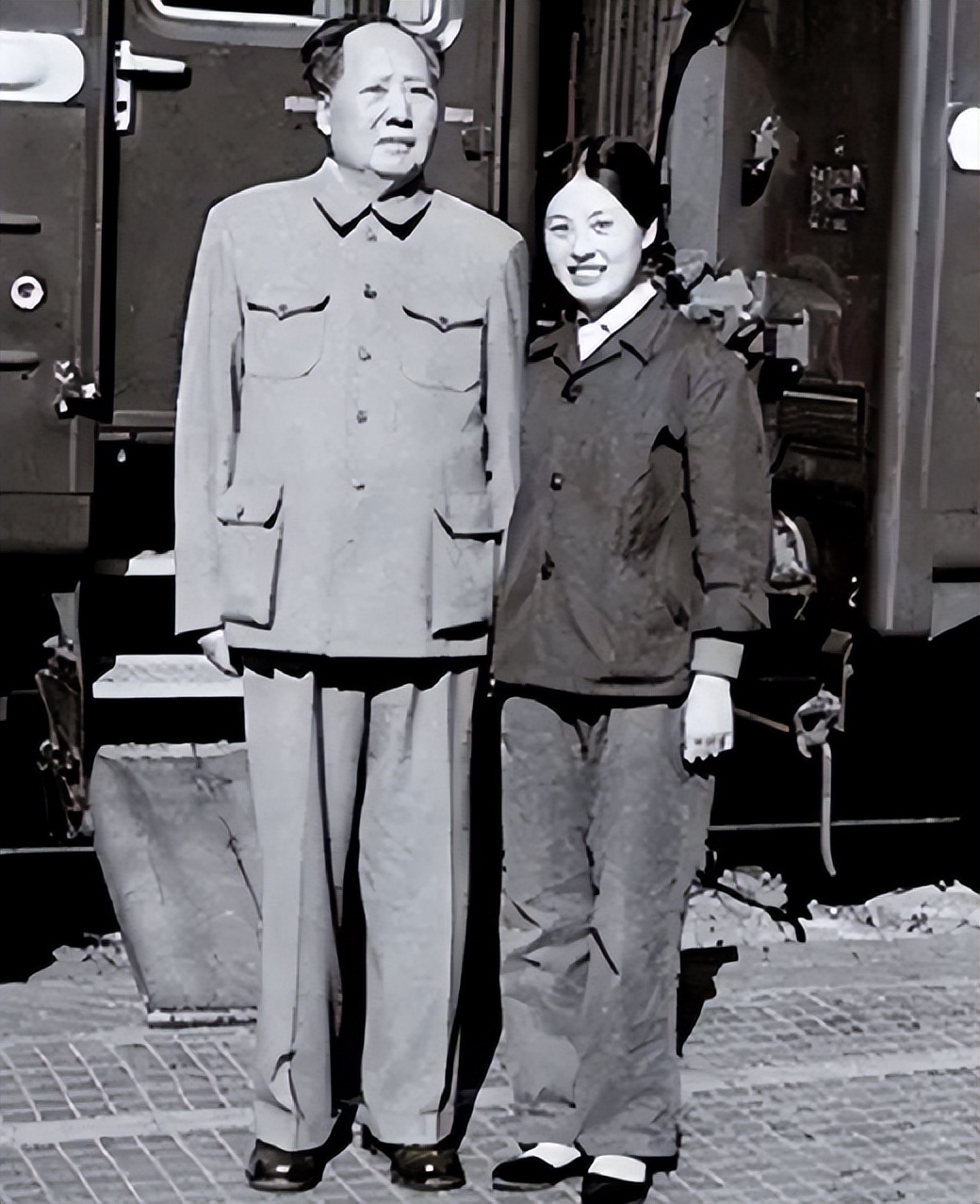 In 1980, Zhang Yufeng testified in the trial of Jiang Qing, what was ...