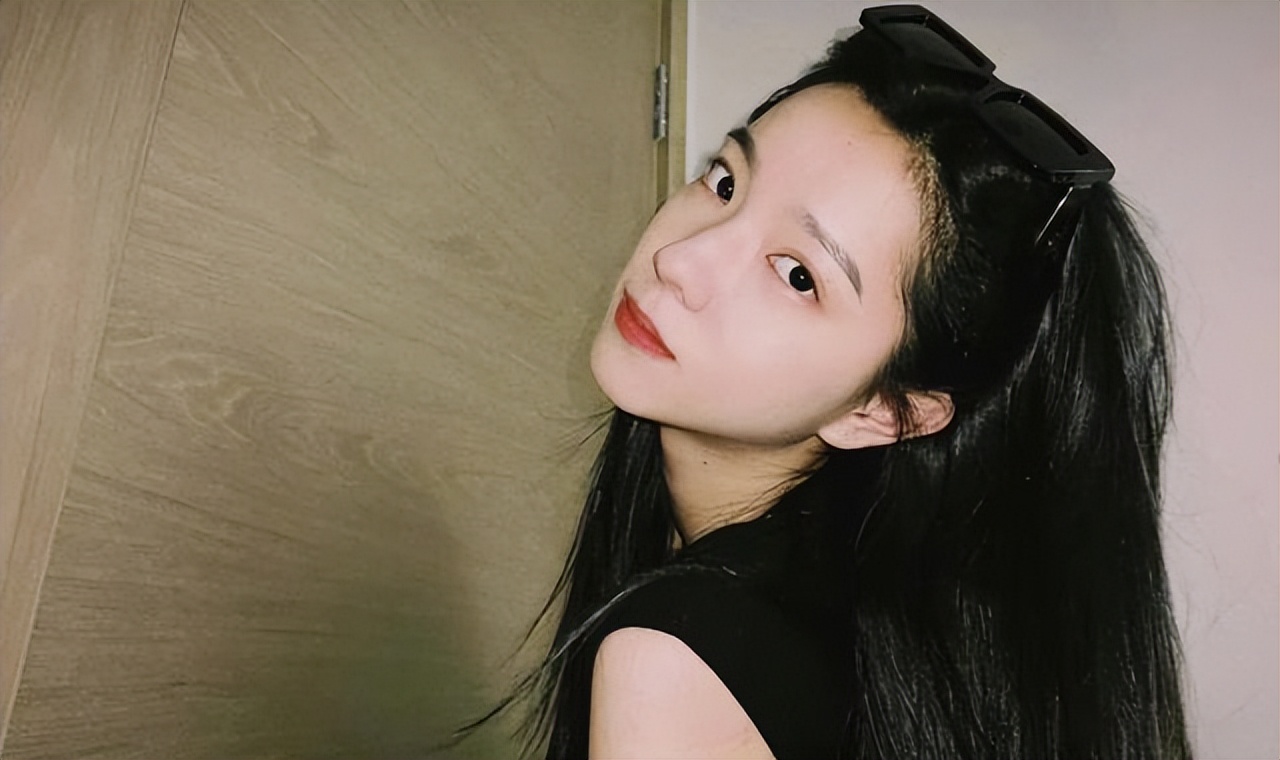 Why did Zhuang Dafei win Huang Rong? The facial features are full of Hong Kong style, Lin ...