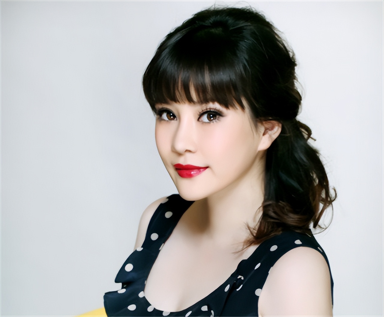 Looking at Yuan Yin after 18 years, I realized why she left Hou Yaowen ...