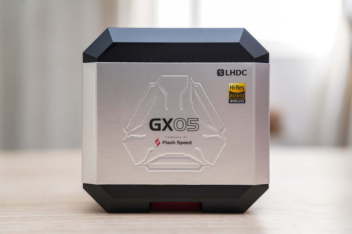 HECATE GX05耳機評測：Flash Speed超低延遲，機甲旋轉設計 - 資訊咖