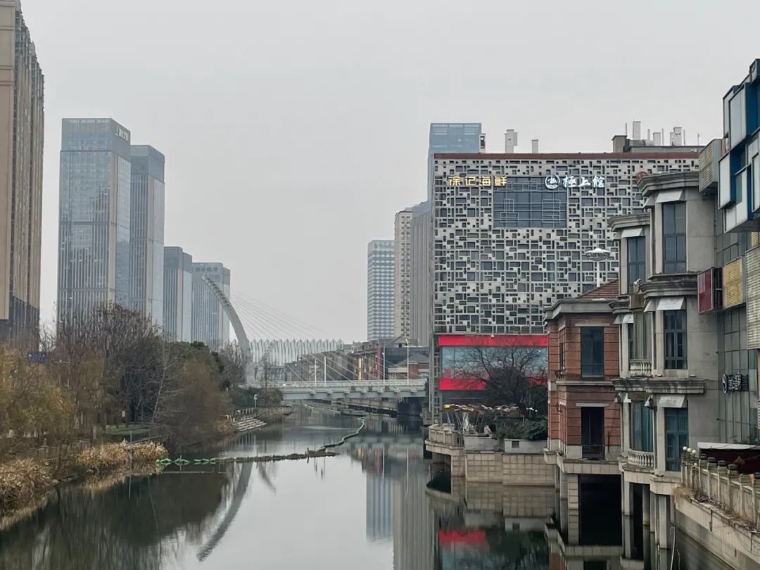 8 and a half months, the modern version of "The Riverside Scene at ...