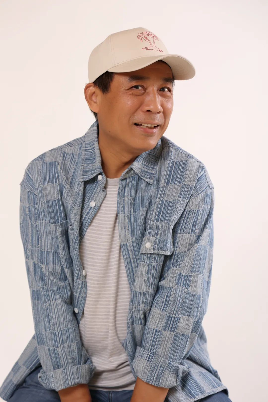 Director Jiang Ping: Red Movies, Screens Past and Present - iNEWS