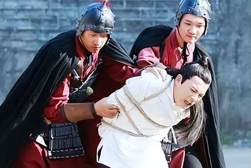 Zhuge Liang condensed his life's painstaking experience into 9 words, each word is very ...